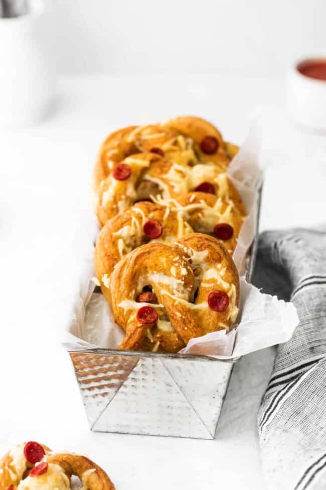 Pizza Soft Pretzels (mozzarella + pepperoni)- The Cheese Knees