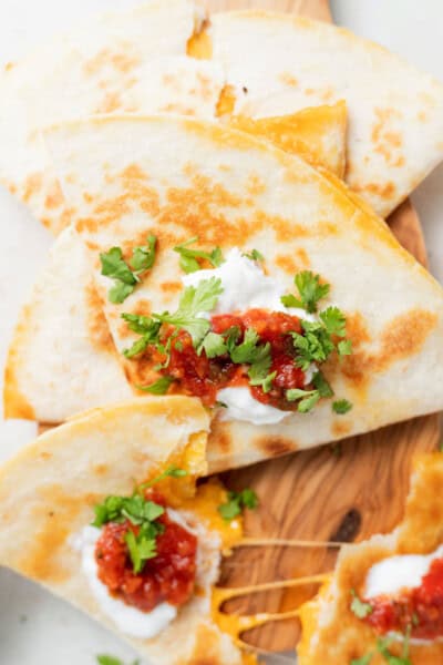 Quick-and-Easy Cheese Quesadilla Recipe - The Cheese Knees