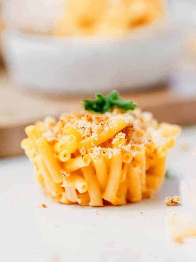 Mac and Cheese Cups (kid-friendly!) - Cheese Knees 🧀