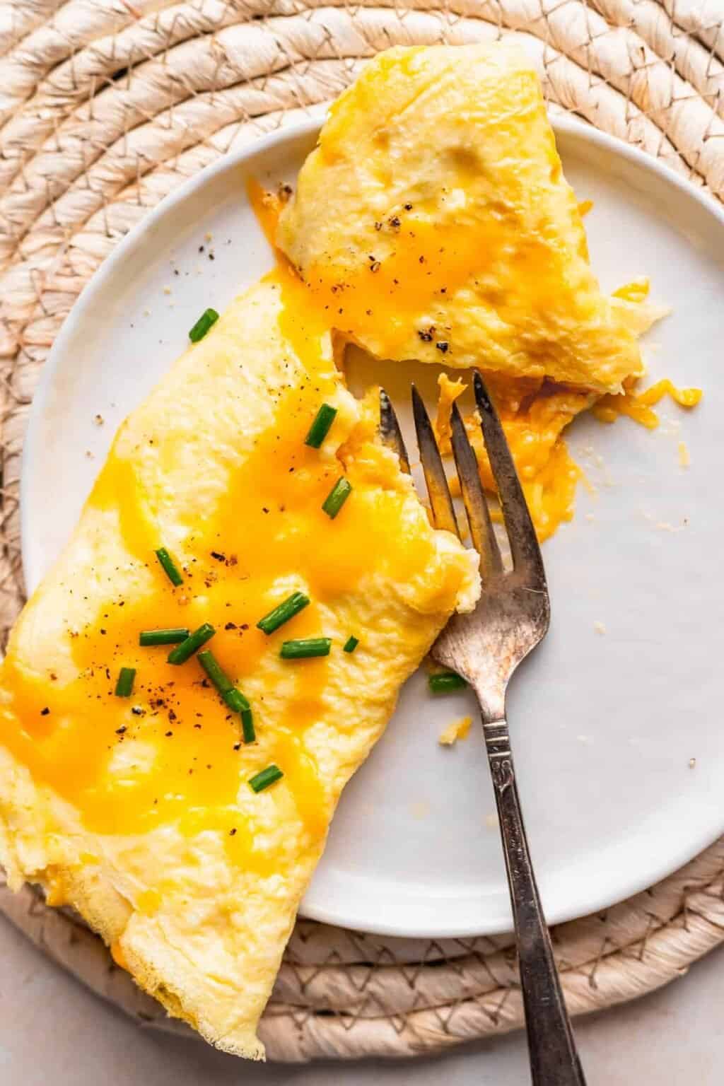 Perfect Cheese Omelette Recipe - The Cheese Knees