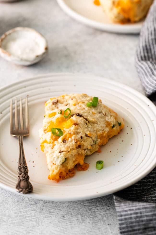 Savory Scones (Bacon Cheddar Scones) - The Cheese Knees