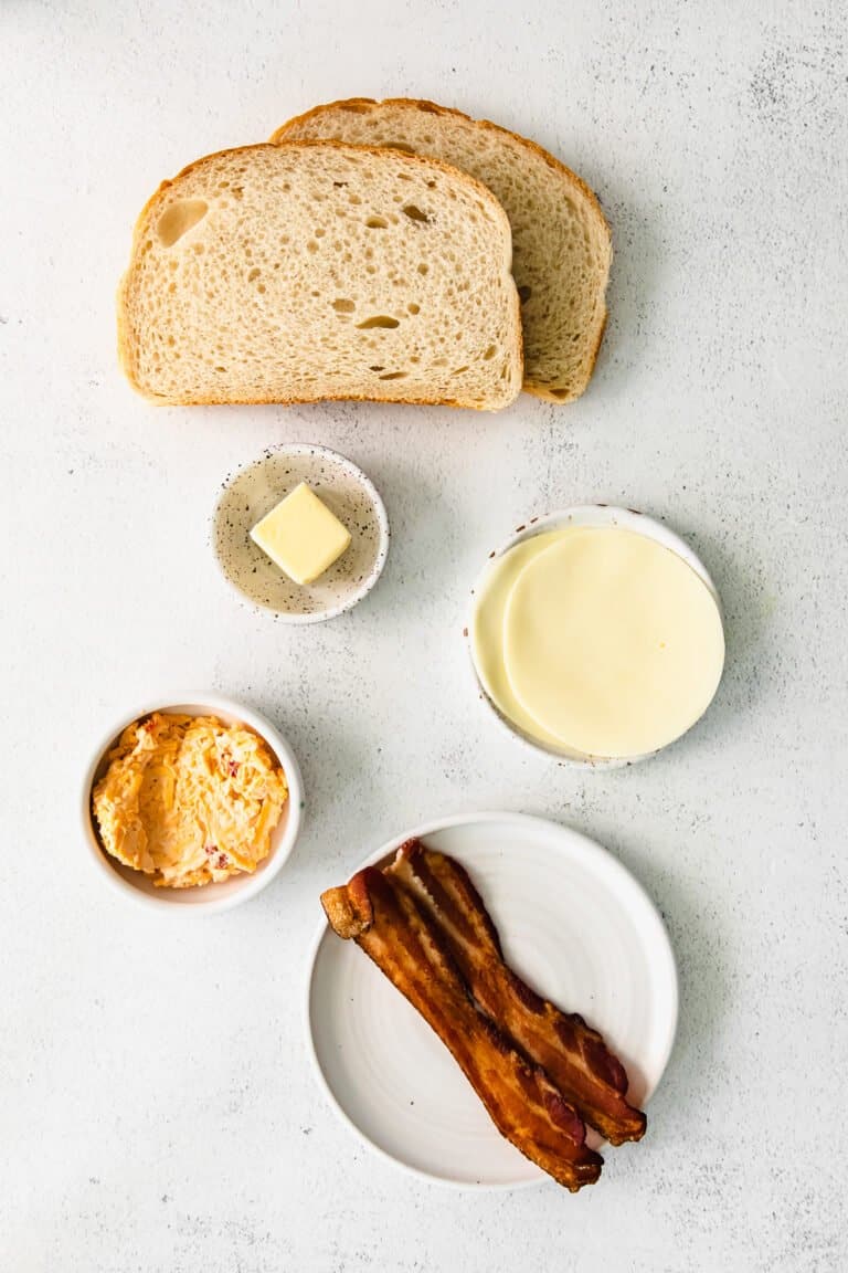 Fancy Grilled Cheese (w/ pimento cheese dip) - The Cheese Knees