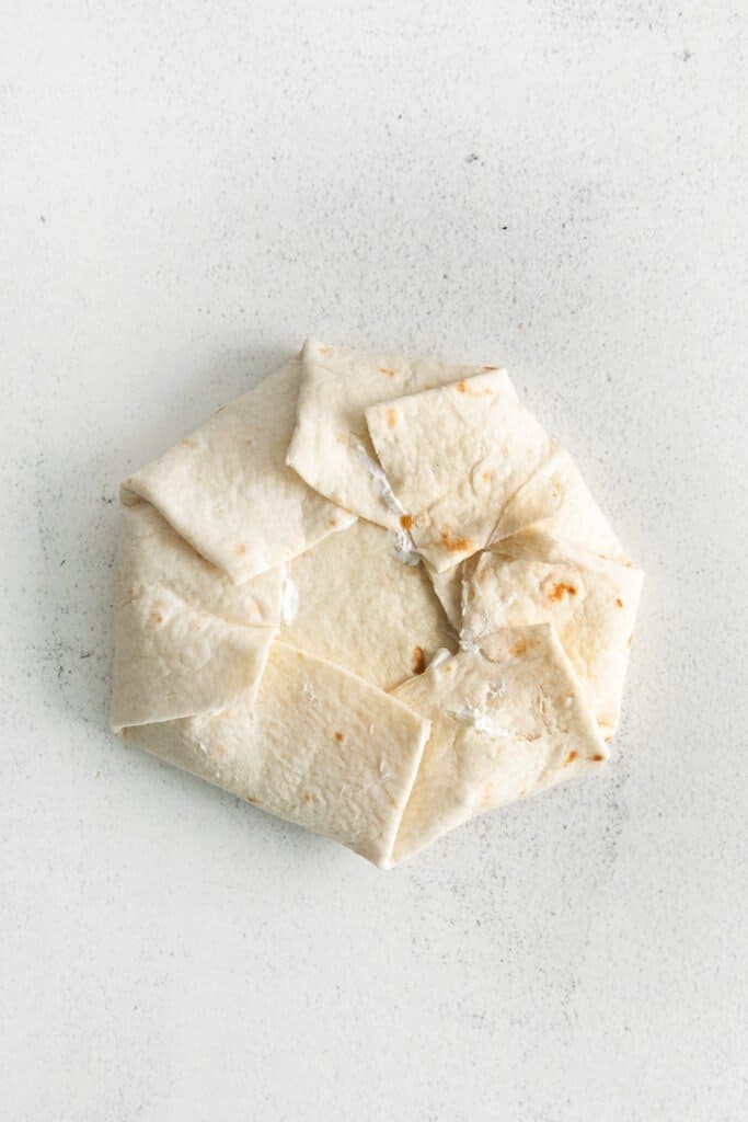 Copycat Cheesy Crunchwrap Supreme - The Cheese Knees