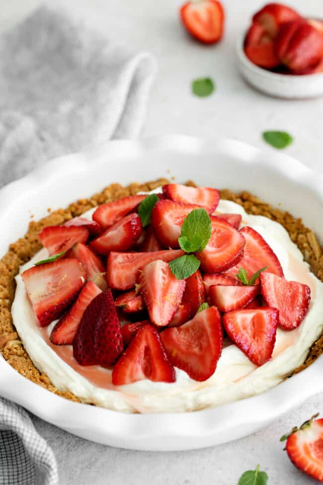 Strawberry Cream Cheese Pie - The Cheese Knees