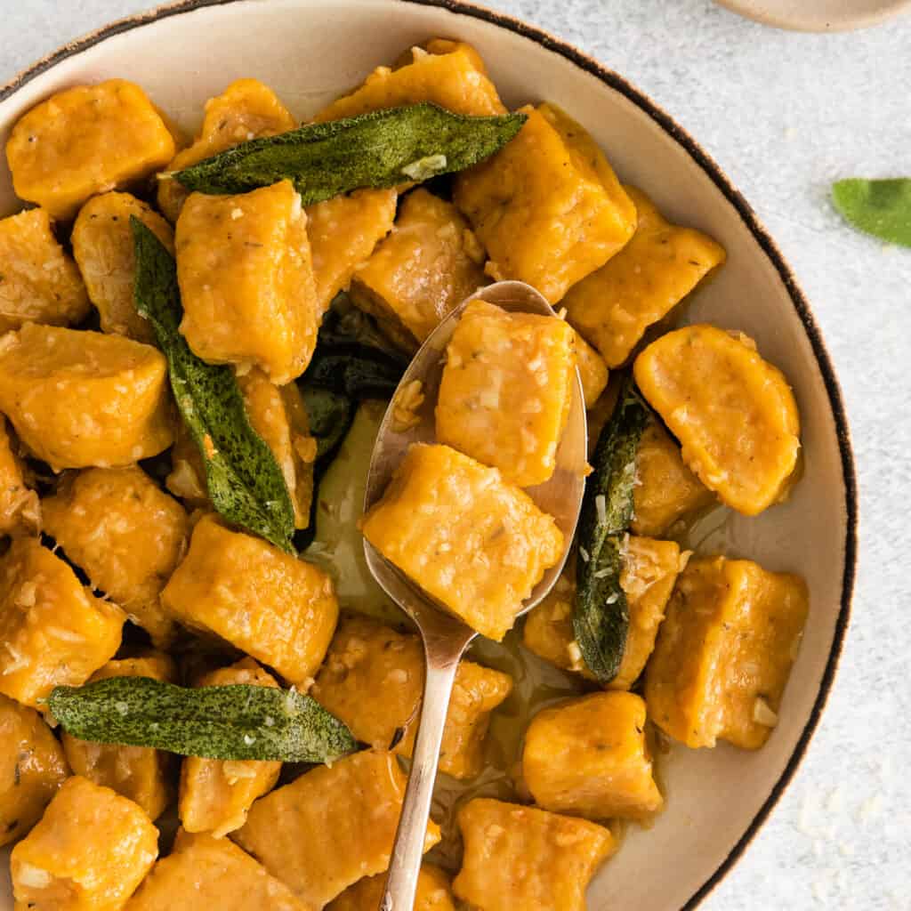 Pumpkin Gnocchi (w/ a sage butter sauce) - The Cheese Knees