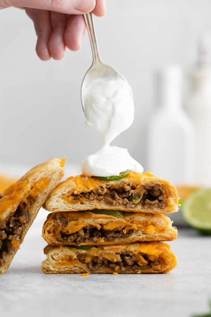 Easy Taco Pockets - The Cheese Knees