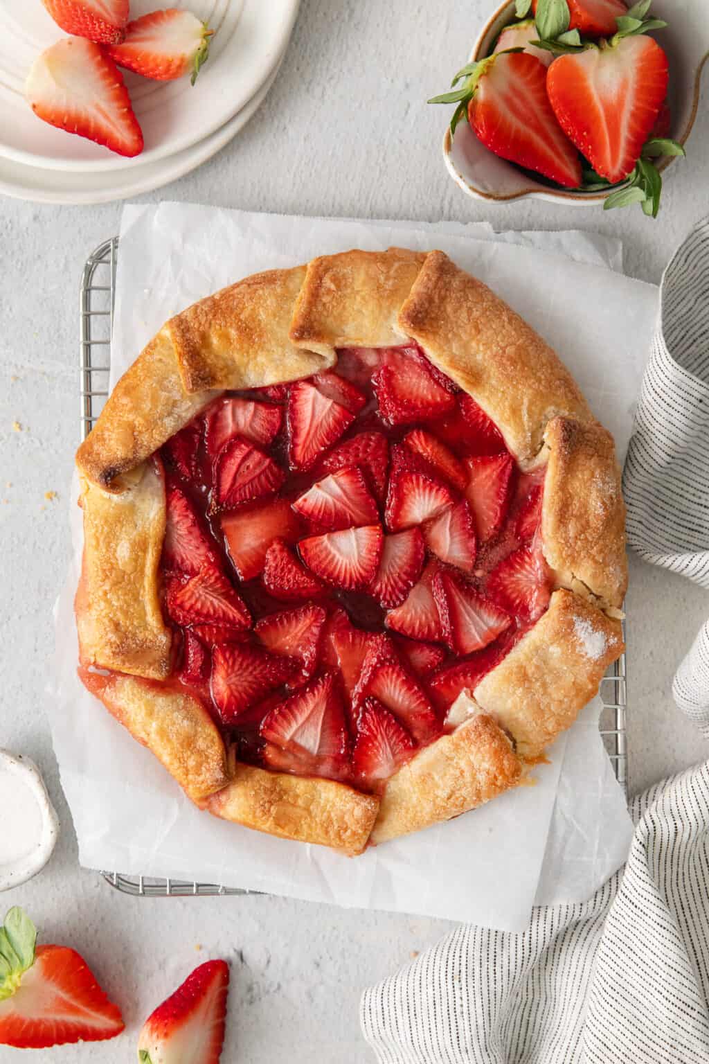 Strawberry Cream Cheese Tart - The Cheese Knees
