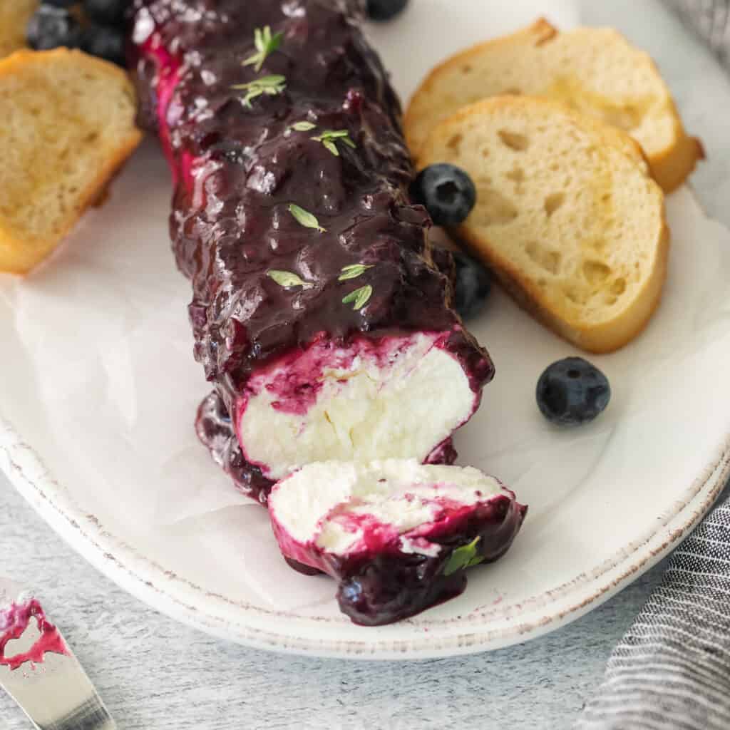 Blueberry Goat Cheese Appetizer - The Cheese Knees