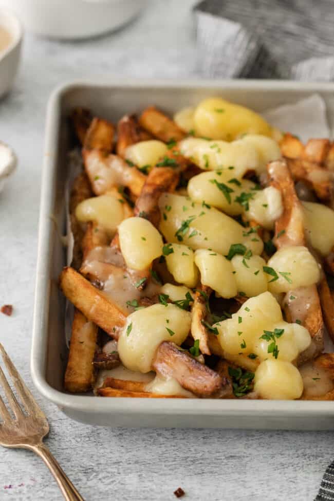Simple Poutine Recipe - The Cheese Knees